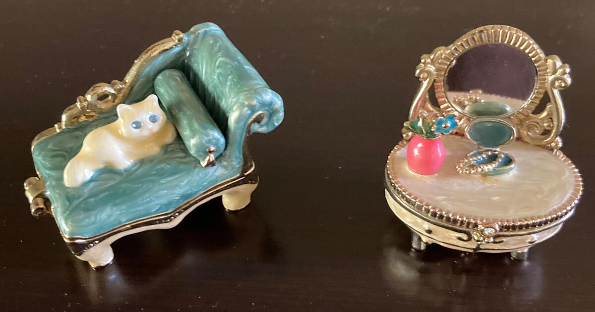 VTG Monet Enamel Cat Collectable and Vanity Dresser Keepsake Boxes for ...