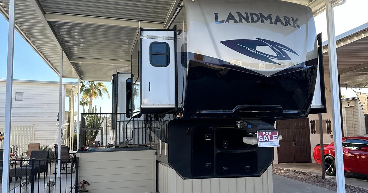 LIKE NEW 5th Wheel- 2022 Luxury Heartland, Landmark 365 Lafayette- RV ...