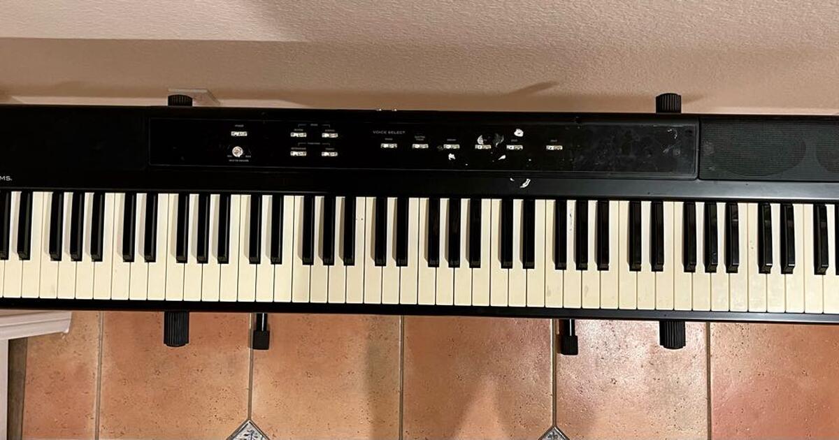 Williams Legato Piano Keyboard for $50 in San Diego, CA | For Sale ...