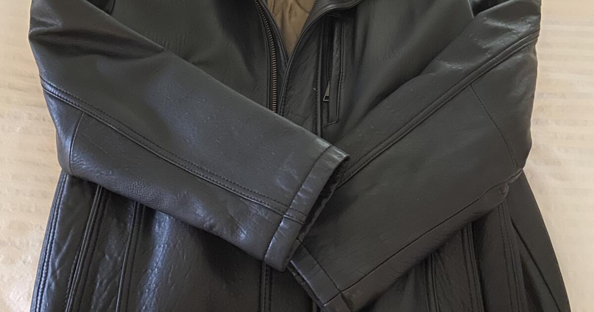 Men's heavy leather 3/4 jacket with fur trim for $175 in Bedminster, NJ ...
