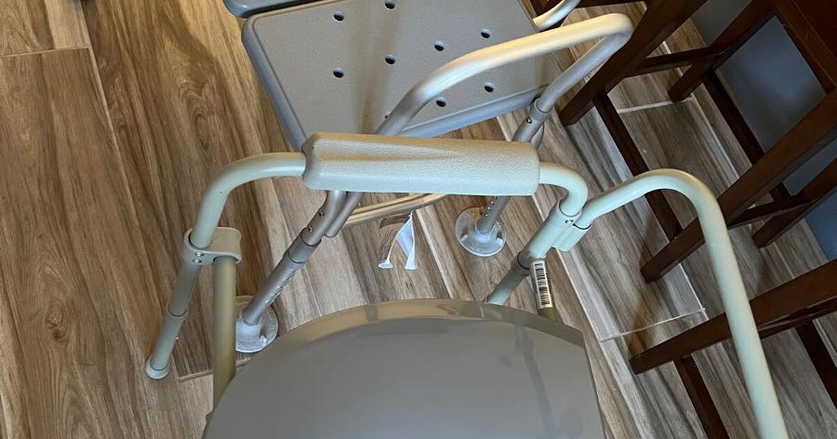 Shower bench and commode for Free in Buffalo, NY | For Sale & Free ...