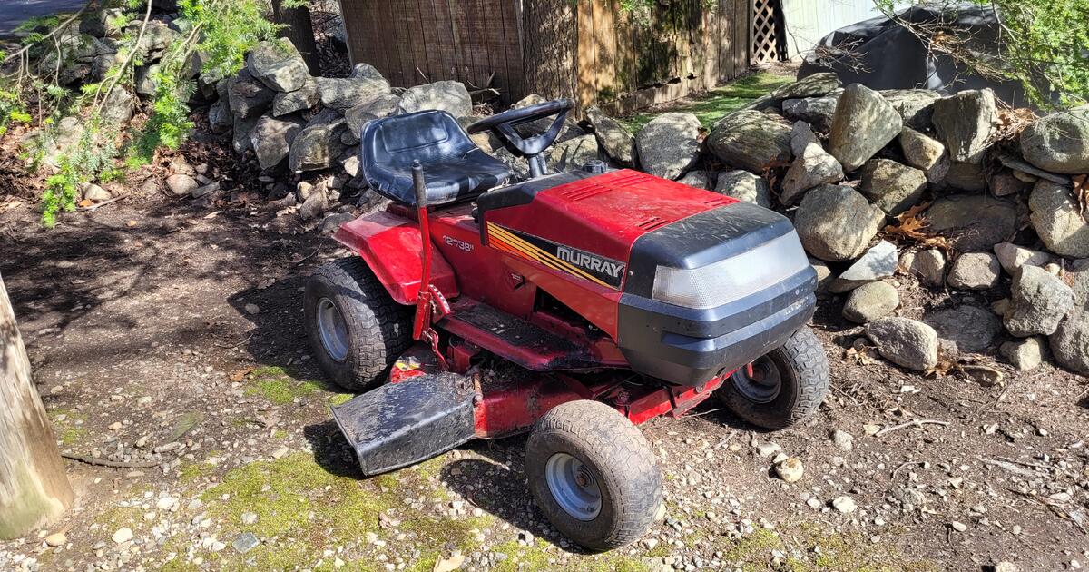 Murray 38" 12 HP Lawn Tractor for Free in Norwalk, CT | Finds — Nextdoor