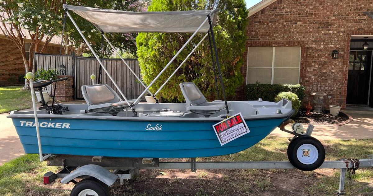 Tracker Sunfish 10’ Fishing Boat w/Trailer for $1500 in Granbury, TX | For Sale & Free — Nextdoor