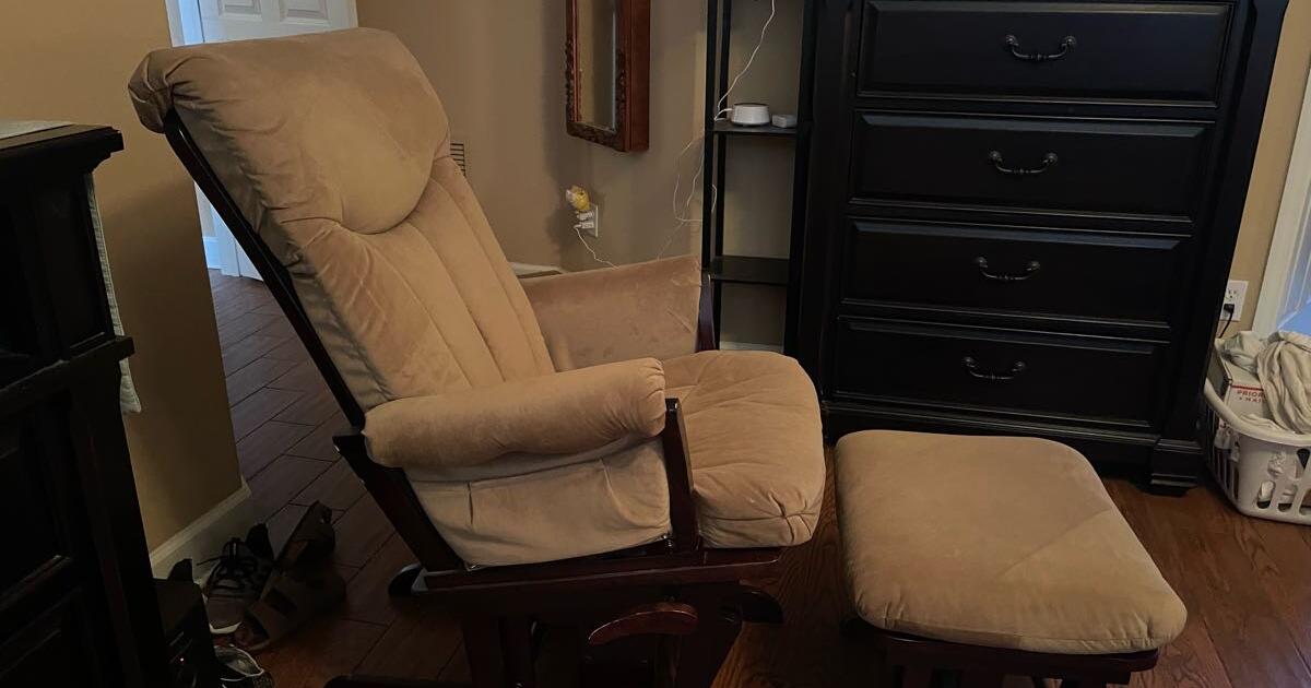 Adjustable glider chair and Ottoman in Jacksonville, FL | For Sale ...