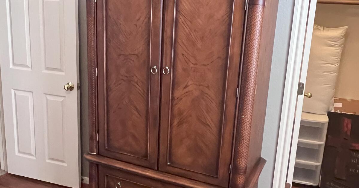 Moving Sale: Item List # 1 - See Items Listed Below. DM me for more ...