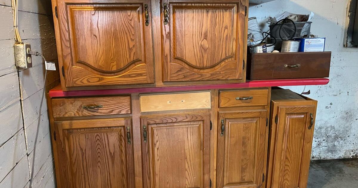 Free cabinets for Free in Cincinnati, OH | Finds — Nextdoor