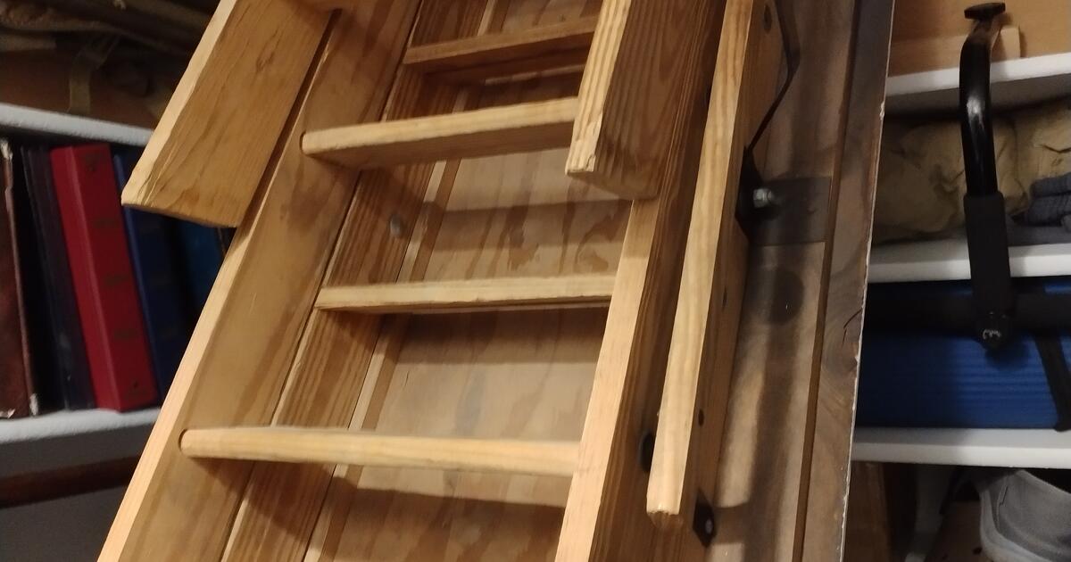 Attic Pull down Ladders for Free in Cape Coral, FL | For Sale & Free ...