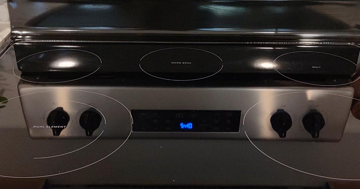 Whirlpool Electric stove. for $675 in Sebastian, FL | For Sale & Free ...