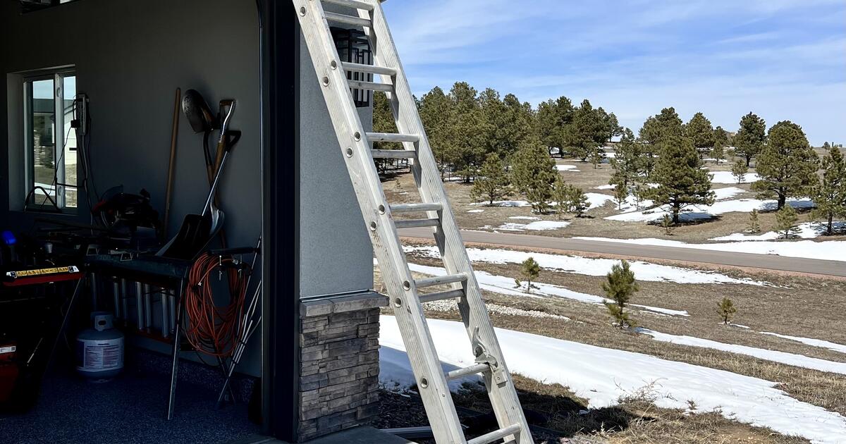 Extension ladder for $25 in Colorado Springs, CO | For Sale & Free ...