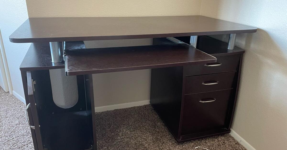 Dark Wood Computer Desk for Free in Sun City, AZ | For Sale & Free ...