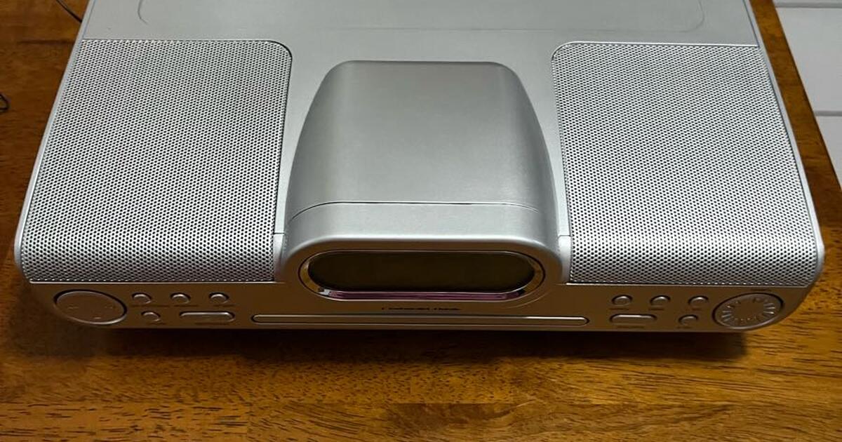 Trutech under counter Radio for $35 in Houston, TX | For Sale & Free ...