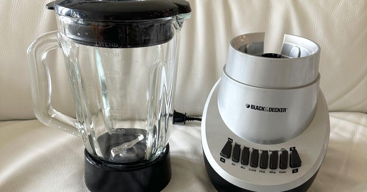 Black & Decker Blender (not working, for part) for Free in Addison, TX ...