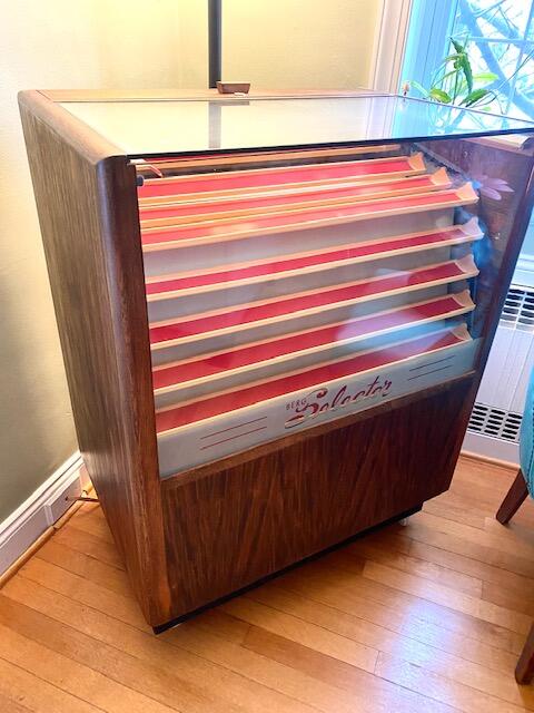 Vintage BERG Selector Rotating Display Case for $2500 in Baltimore, MD ...