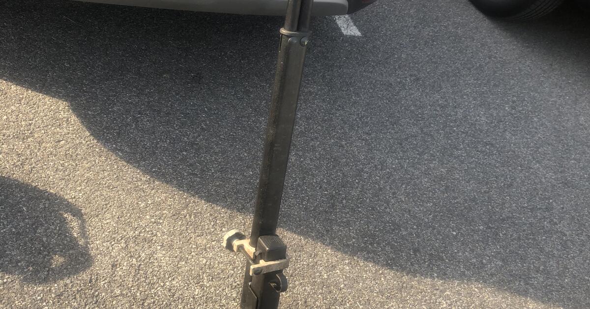 THULE. 515-0109 Hitch 4 bike rack for $45 in Waterford, NY | For Sale ...