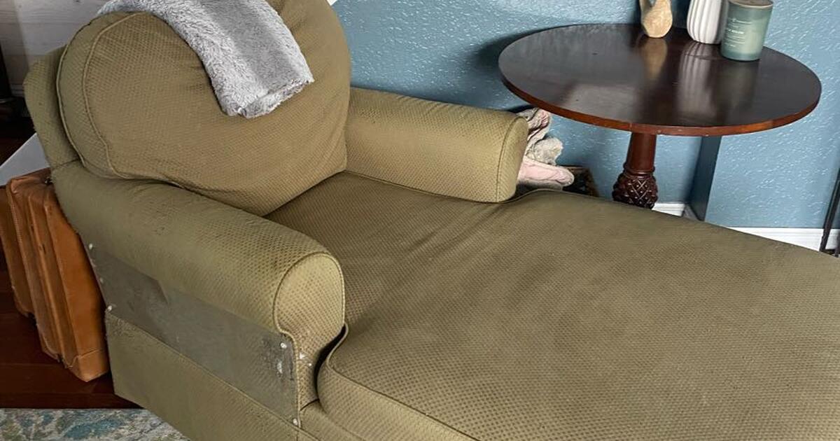 Ethan Allen Chaise chair for Free in Cutler Bay, FL | For Sale & Free ...