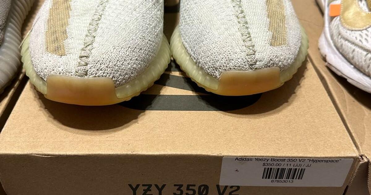 Yeezy 350 V2 Hyperspace for $150 in Richmond, TX | For Sale & Free ...