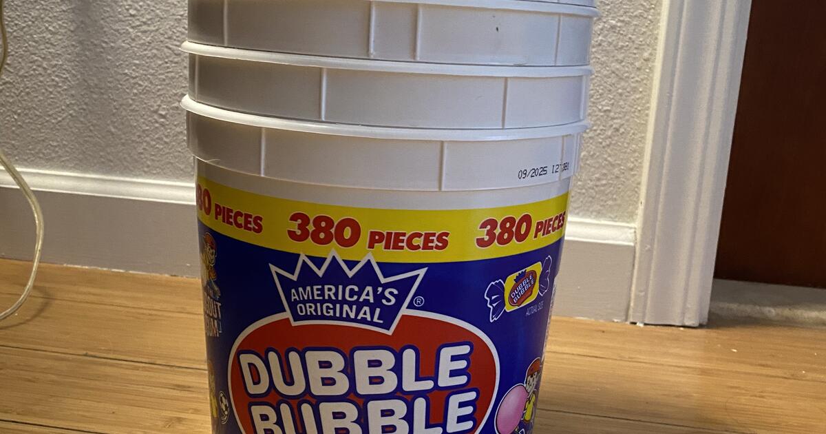 Empty bubble gum tubs for Free in Menlo Park, CA | For Sale & Free — Nextdoor