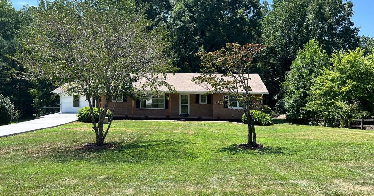 For Sale - Midway - Brick Ranch 1.33 acres for $315000 in Winston Salem ...