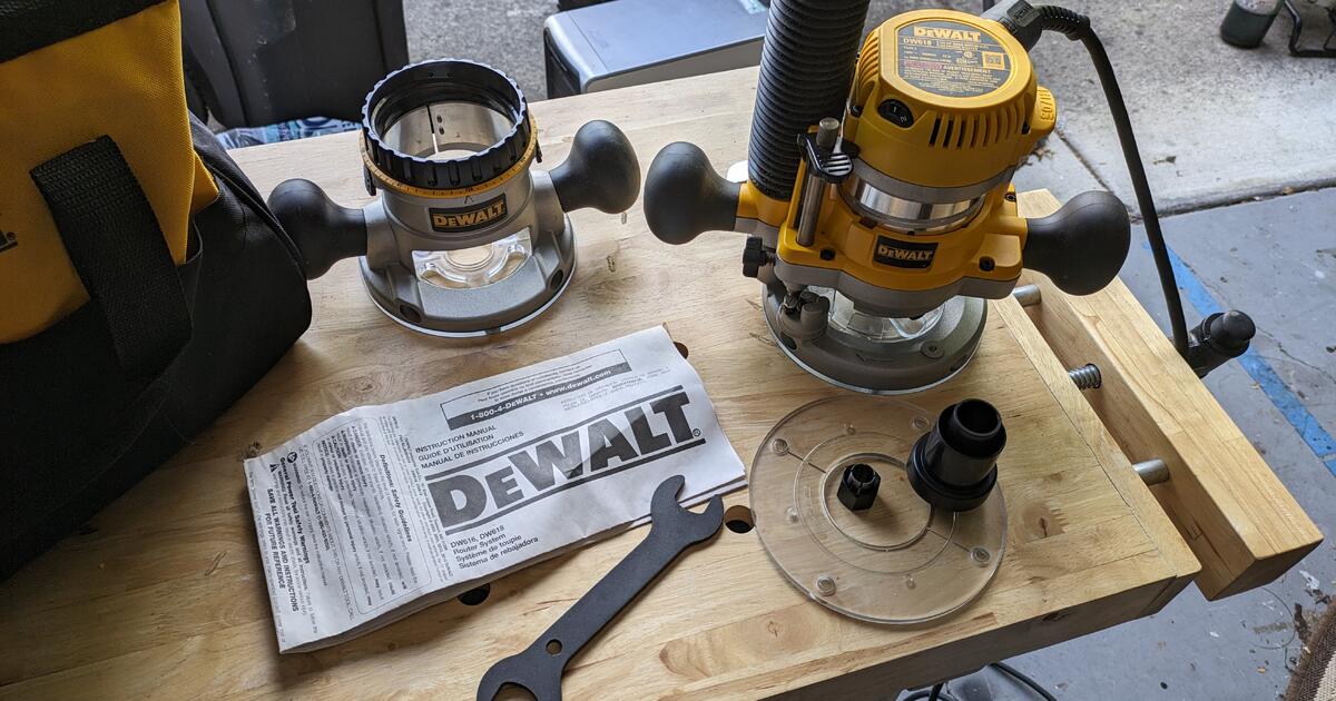 Dewalt Router, Router Bits, and Skil Ras900 Router Table - like new for ...