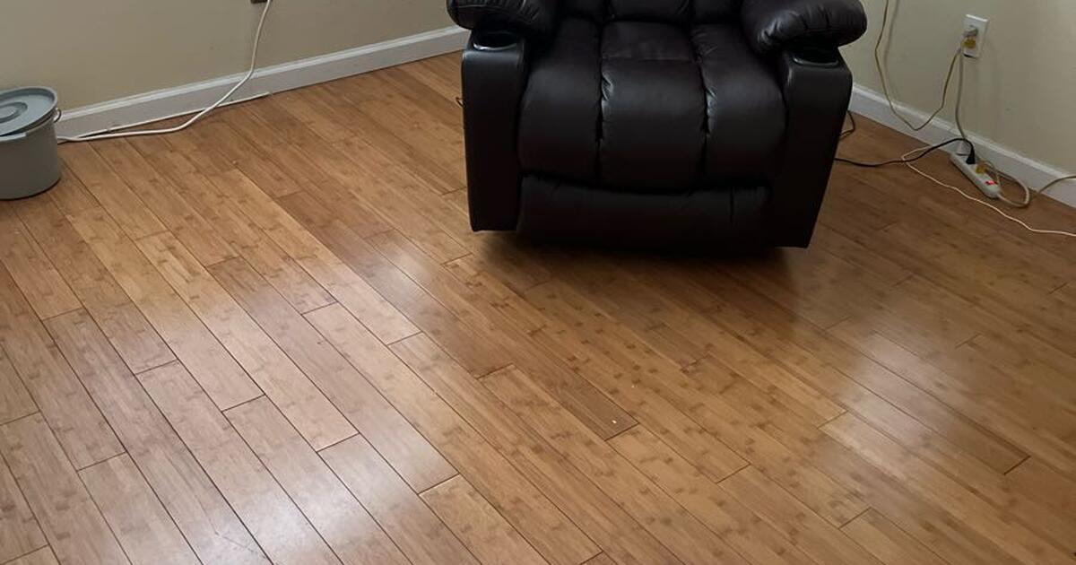 Recliner booster chair for $250 in Apopka, FL | For Sale & Free — Nextdoor
