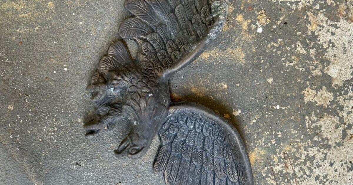 Curb alert! Metal eagle decor for Free in Dunwoody, GA | For Sale ...