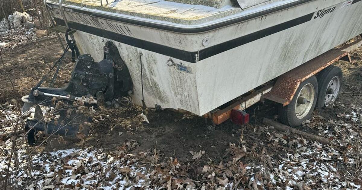 Inboard/Out board boat and trailer for Free in St. Paul Park, MN | For ...