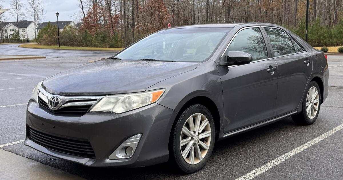 2012 Toyota Camry XLE, low mileage (under 88K mi.) for $10999 in Cary ...
