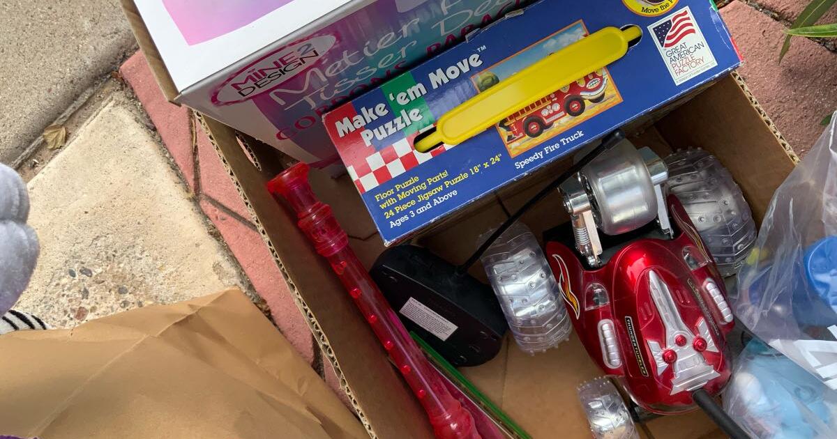 Free Toys: stuffed animals, remote control car, puzzle,etc for Free in ...