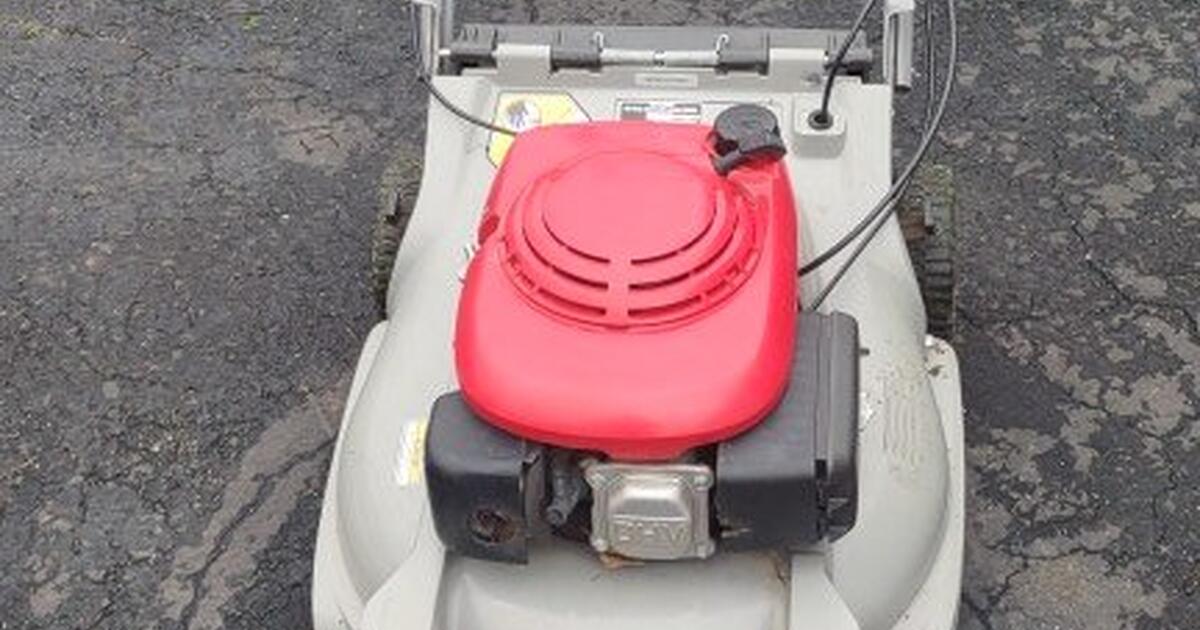 Honda HRM215 self-propelled lawn mower for $175 in Indianapolis, IN ...