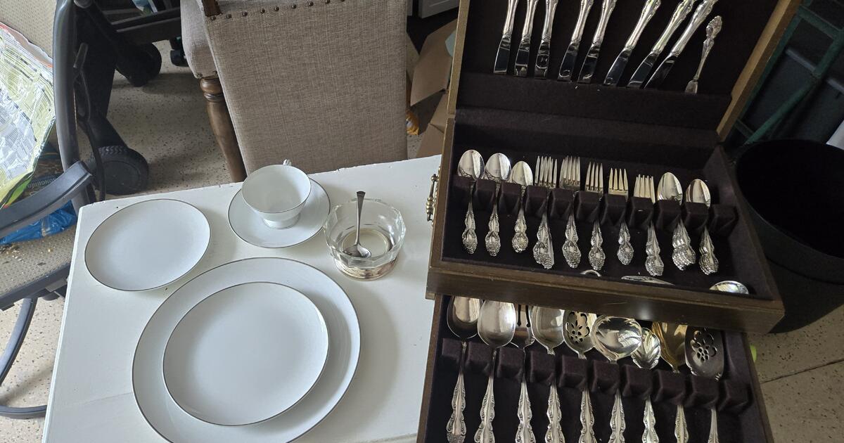 Meito Fine China And Silverware for $160 in Palm Coast, FL | For Sale ...