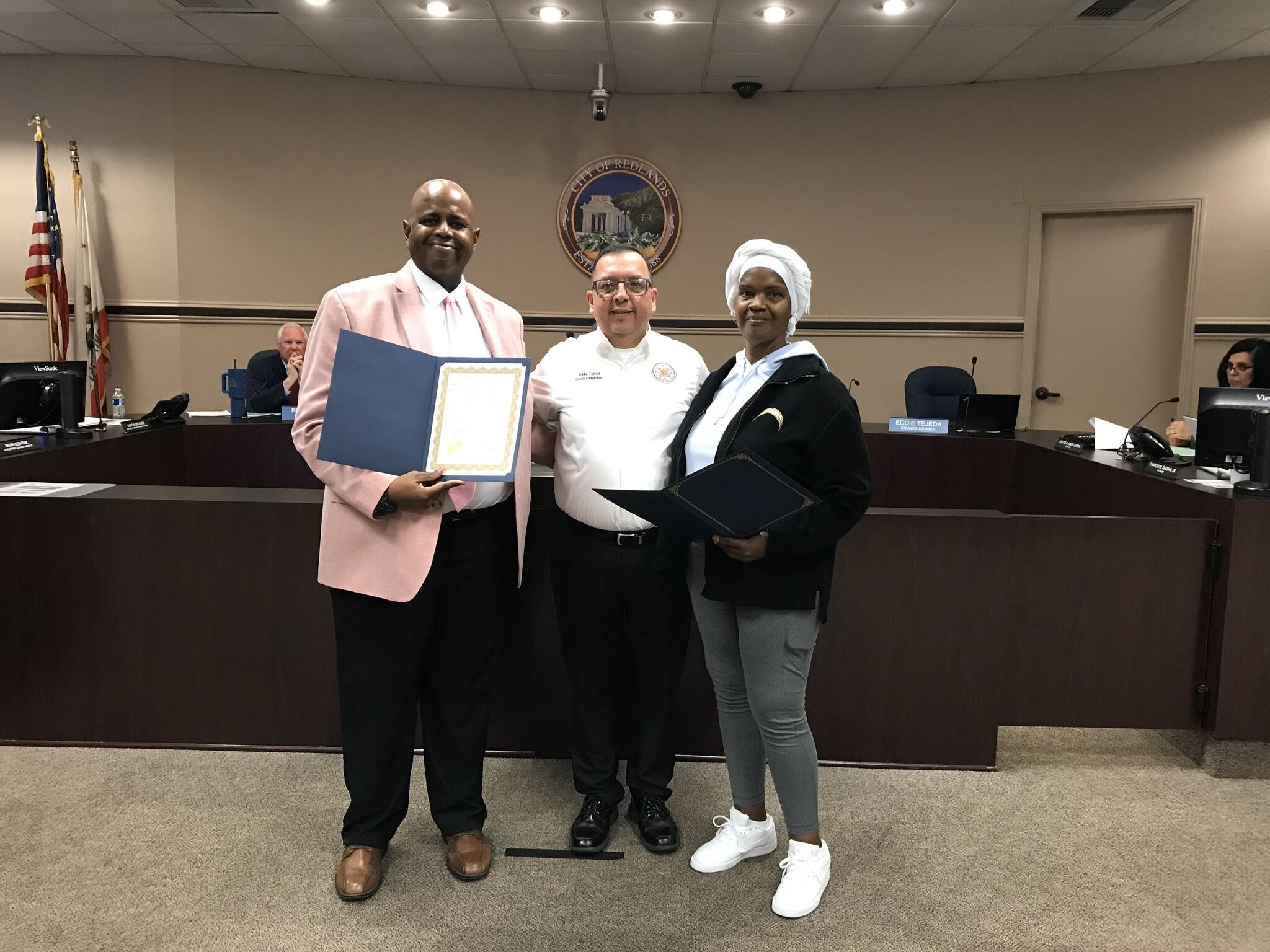 The Friendly Helpers from Mariposa Elementary School led the Pledge of ...