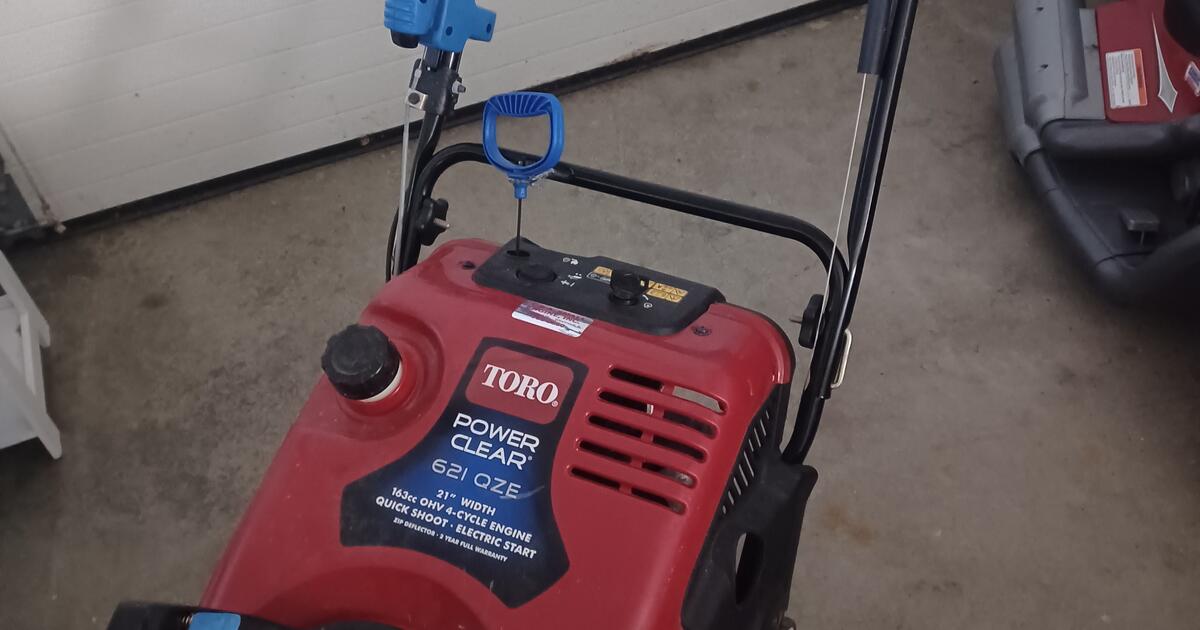Toro 621 QZE Snow Blower for $20 in Burr Ridge, IL | For Sale & Free ...