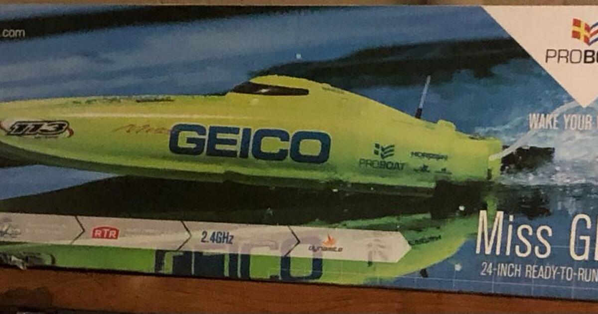 Miss Geico Racing Boat 24 inch Pro Boat for $399 in Satellite Beach, FL ...