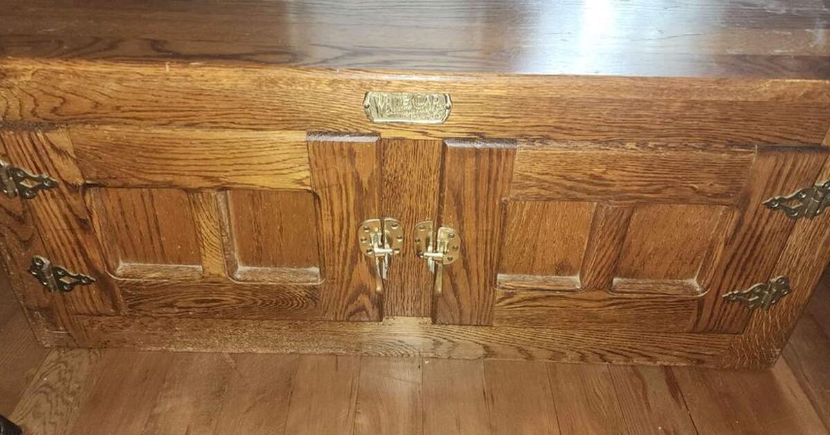 White Clad Antique Simmons and Co Solid Oak Side tables and coffee ...