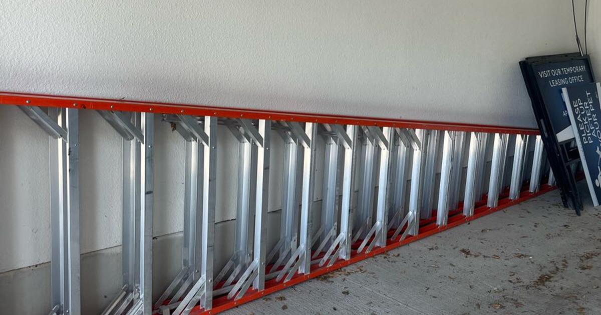 20 ft A frame ladder in San Antonio, TX | For Sale & Free — Nextdoor