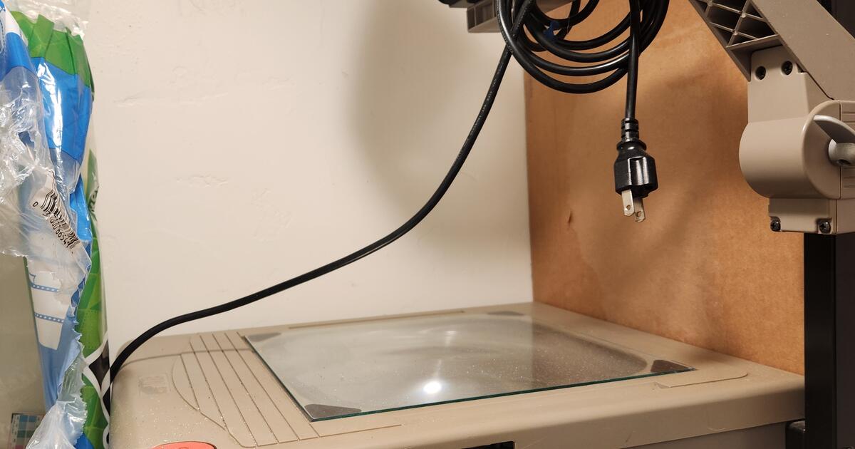 Page Projector for Free in Sacramento, CA | For Sale & Free — Nextdoor