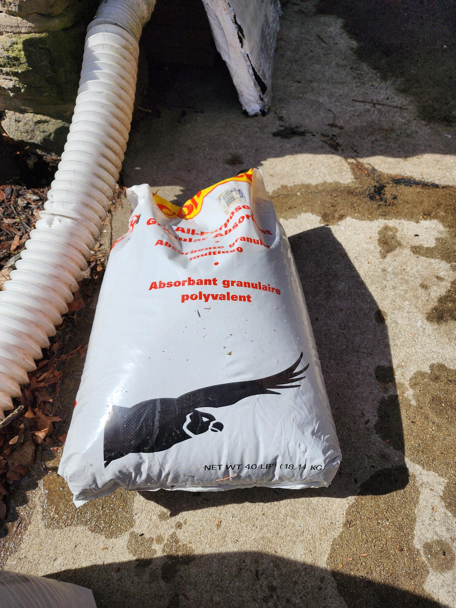 Free Condor all purpose granular absorbent for Free in Philadelphia, PA ...