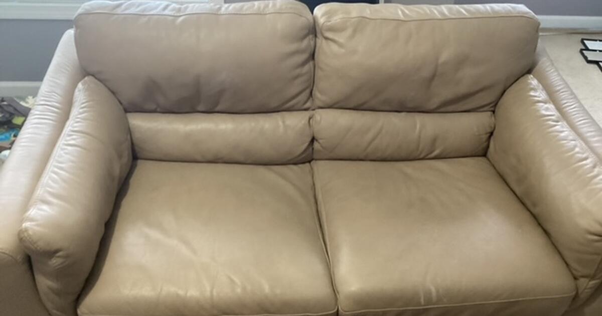 used Leather Couch for $100 in Waterbury, CT | For Sale & Free — Nextdoor