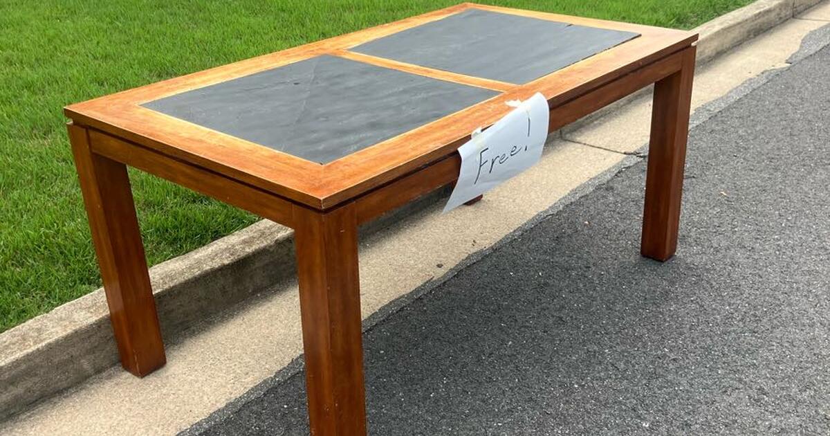 Dining table for Free in Henrico, VA | For Sale & Free — Nextdoor