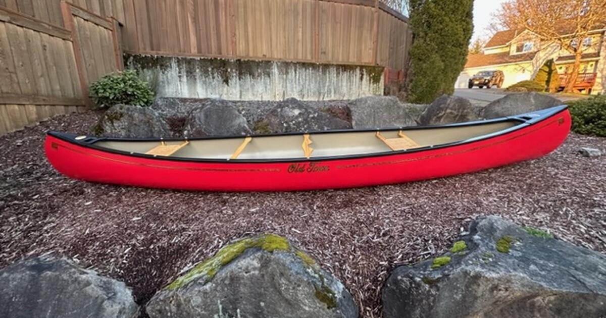SEXY Red Old Town Camper 16 Royalex Ultralight High-Capacity Canoe ...