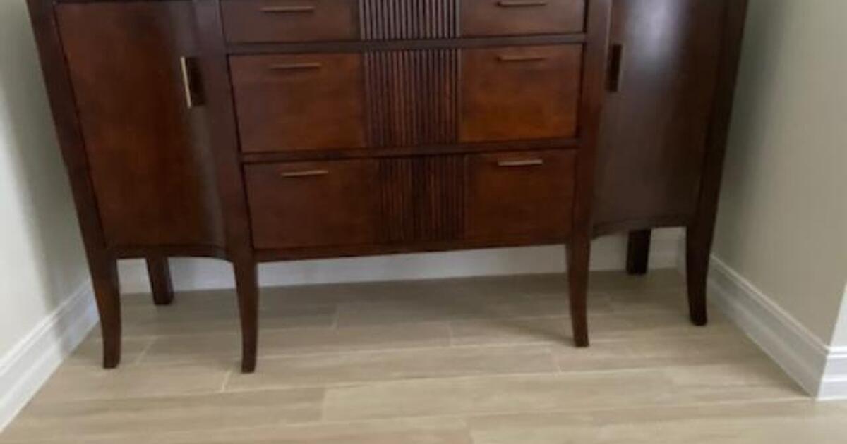 Wooden Sideboard Buffet & Round Dining Room Table for $300 in ...