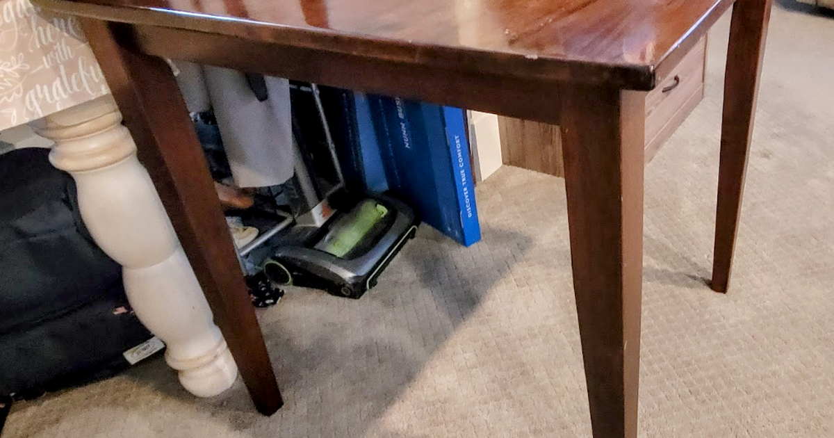 FREE small table for Free in Northfield, OH | For Sale & Free — Nextdoor