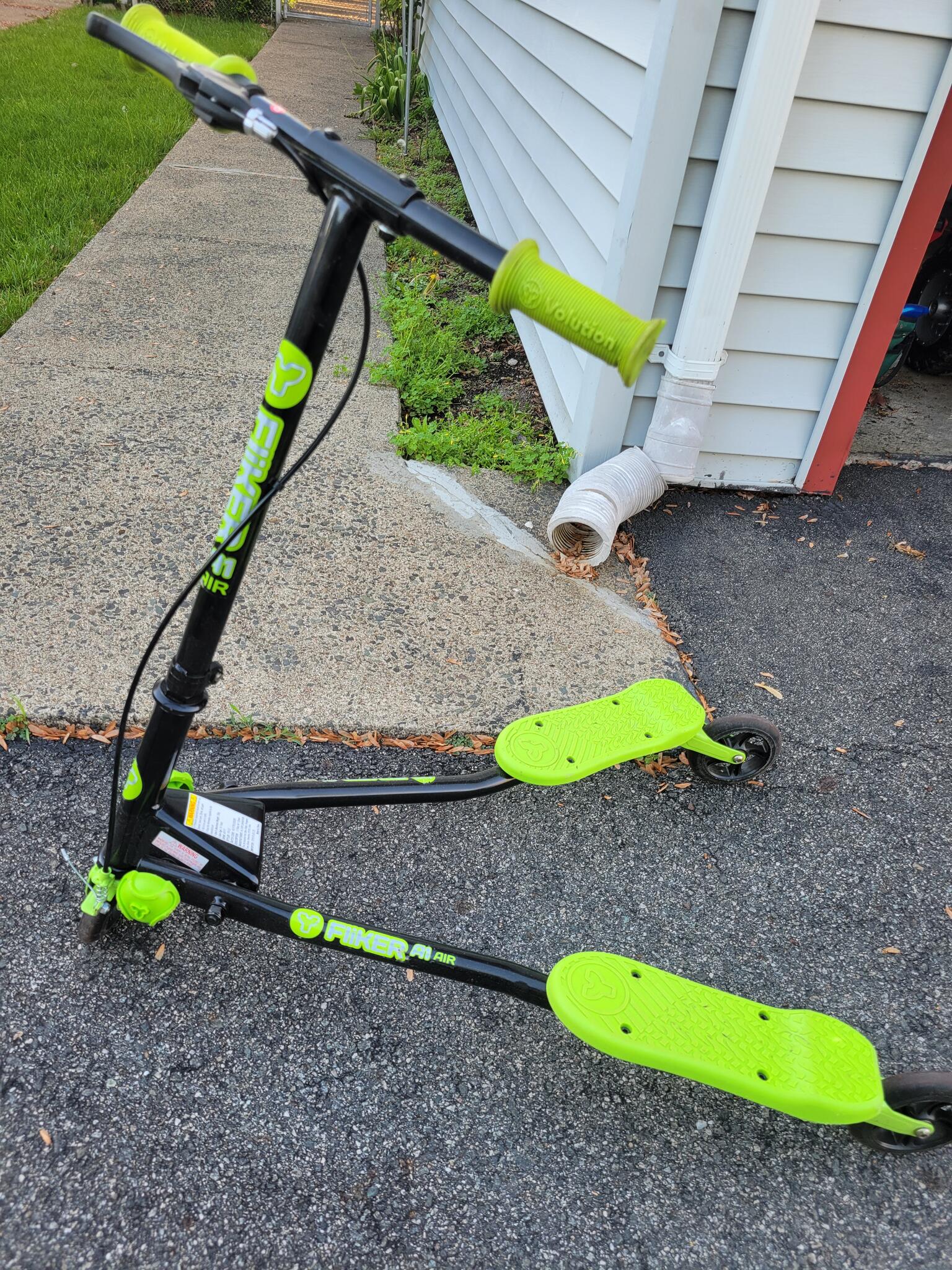 Yvolution Y Fliker A1 Air Scooter for $25 in Union, NJ | For Sale ...
