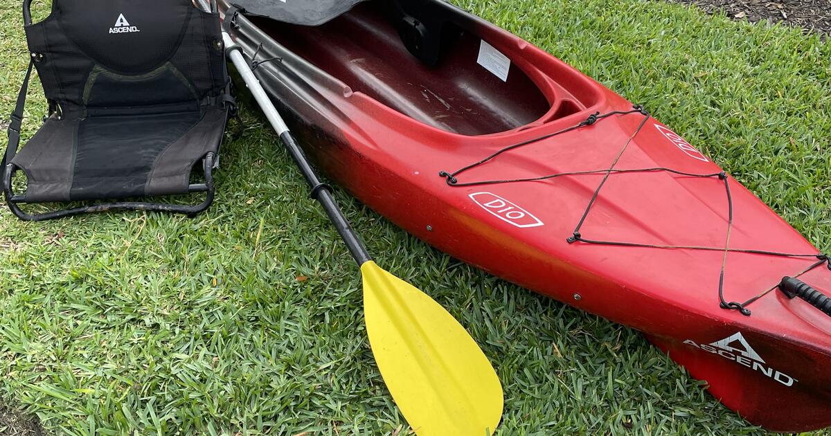 Ascend D10 Sit-In 10-Ft. Kayak for $160 in Marco Island, FL | For Sale ...