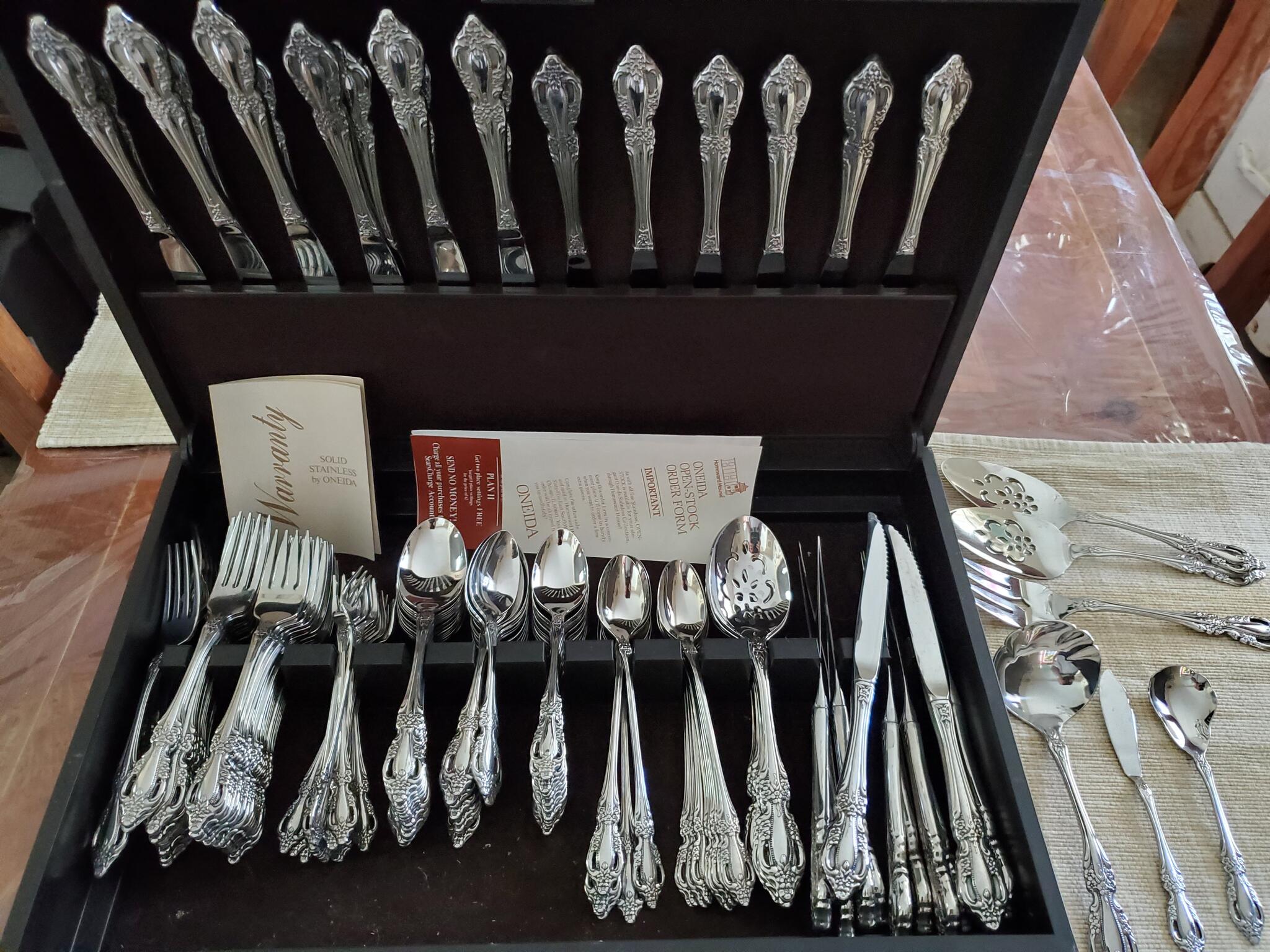 146 pc Oneida RAPHAEL HH stainless steel cutlery set with case for $350 ...