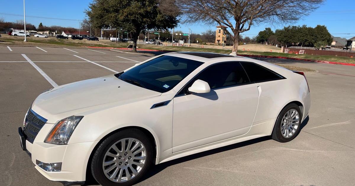 Pearl white Cadillac CTS Coupe 81,200 miles for $12500 in Grand Prairie ...