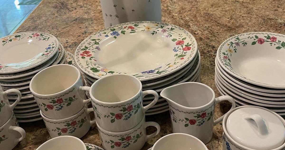 Farberware dinnerware for $30 in Cocoa, FL | For Sale & Free — Nextdoor