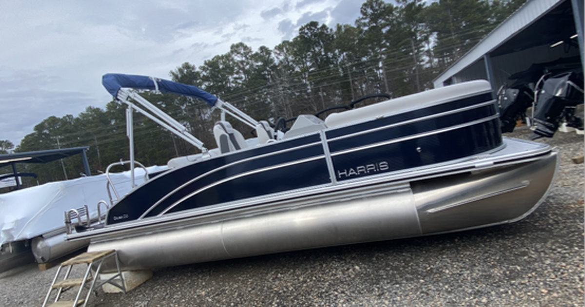 Harris CR210 Tritoon for $53000 in Chapin, SC | Finds — Nextdoor