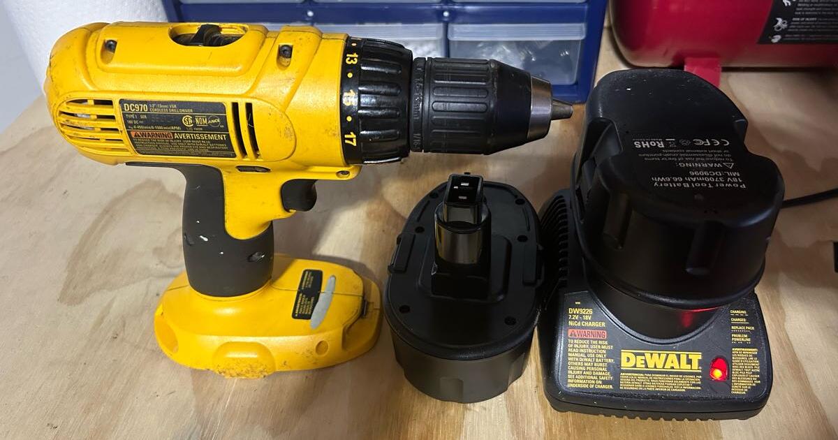 DeWalt DC970 Cordless Drill with Charger for $45 in Schaumburg, IL ...