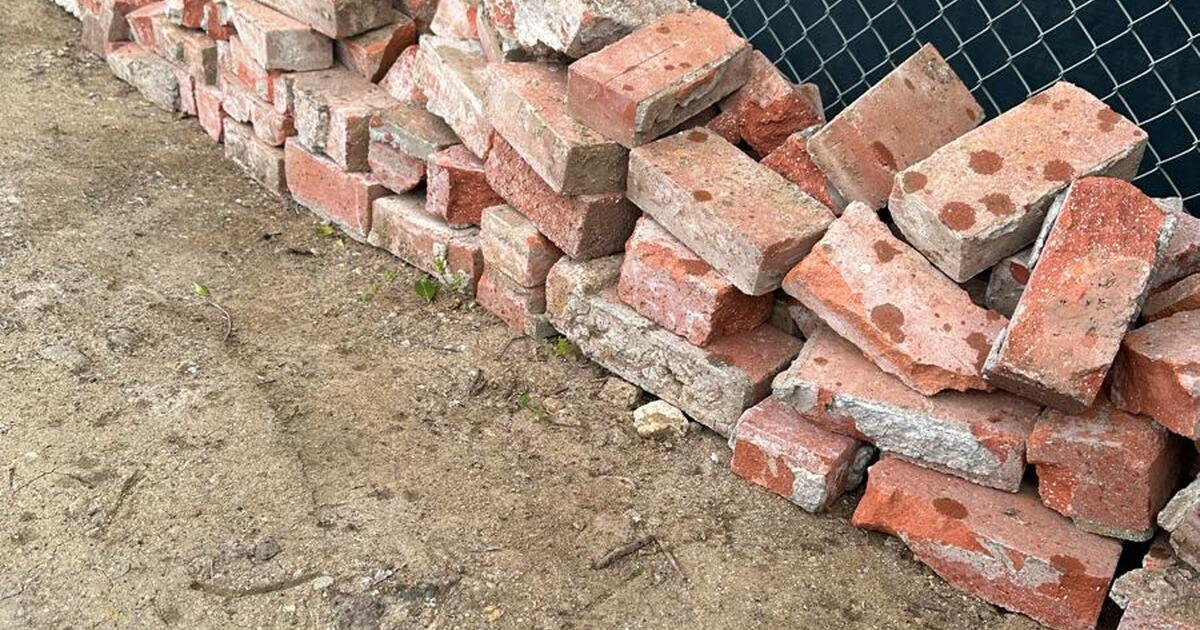 Free bricks for Free in Thousand Oaks, CA | For Sale & Free — Nextdoor